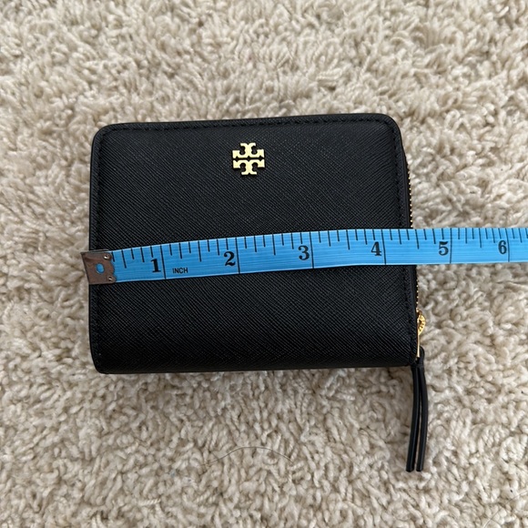 Tory Burch | Bags | Tory Burch Emerson Mini Wallet | Poshmark